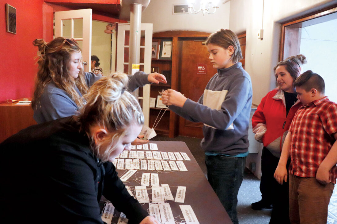 B-U-Z-Z-W-O-R-D-S: Mid-Ohio Valley Players Theatre becomes hive of ...